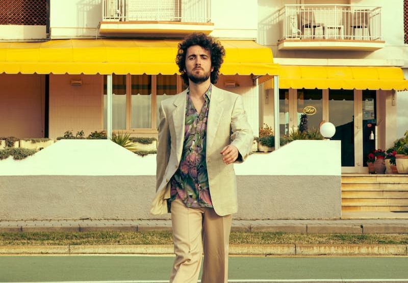 Masochismo puro piacere, il primo album solista di Costì | Lungarno