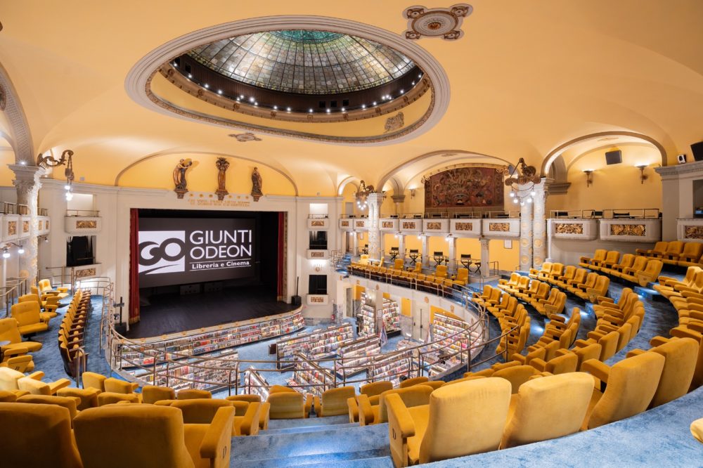 Ha aperto la libreria-cinema Giunti Odeon | Lungarno