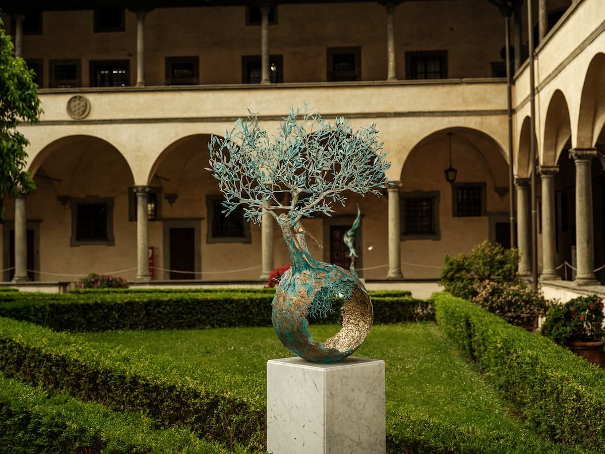 Humanitas: l’arte di Andrea Roggi illumina San Lorenzo | Lungarno